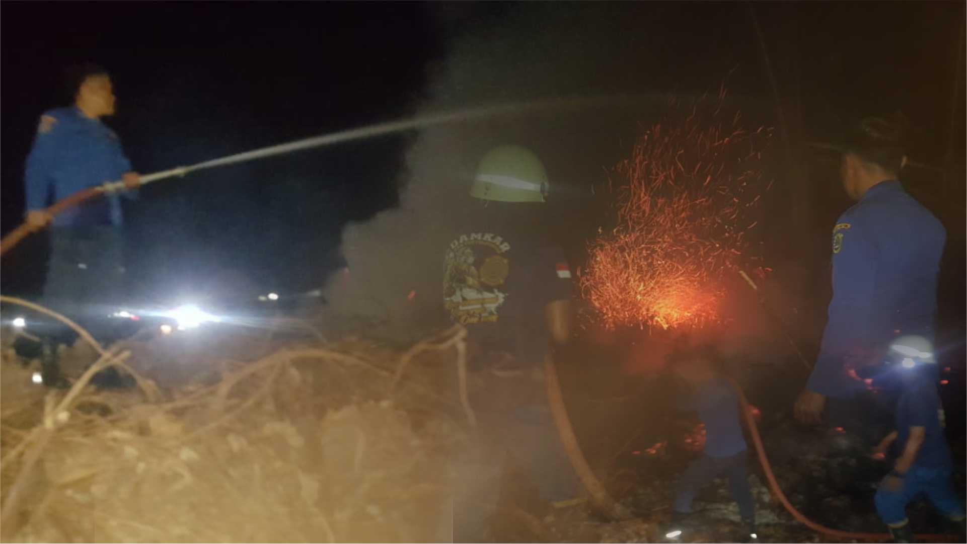 Lahan Kering di Jalan Bunga Desa Air Saga Terbakar, Damkar Belitung ...