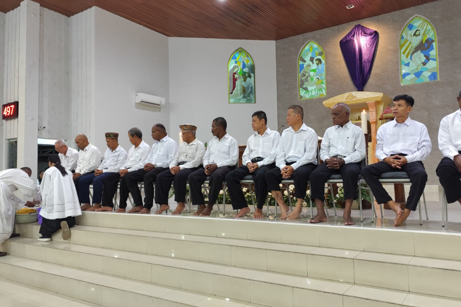 Kamis Putih di Gereja Regina Pacis Tanjungpandan Penuh Kasih, Ini ...